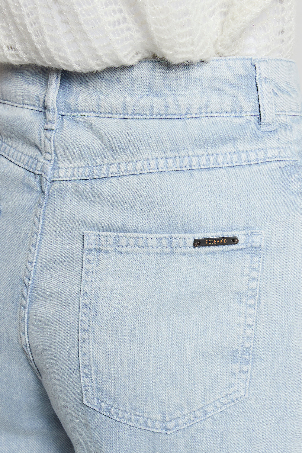 Denim carrot trousers in stretch cotton boule | Peserico US Denim carrot trousers in stretch cotton boule | Peserico US